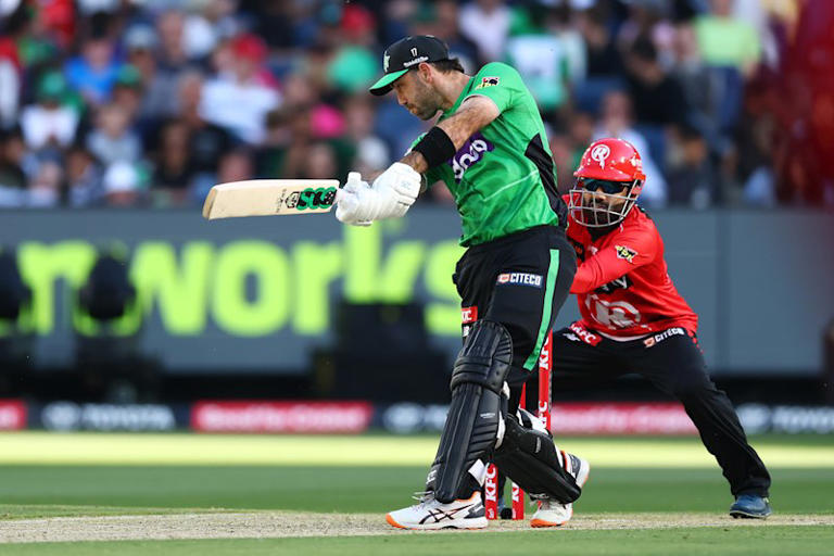 He just dropped the mace: The thrilling finish to Melbourne derby that ...