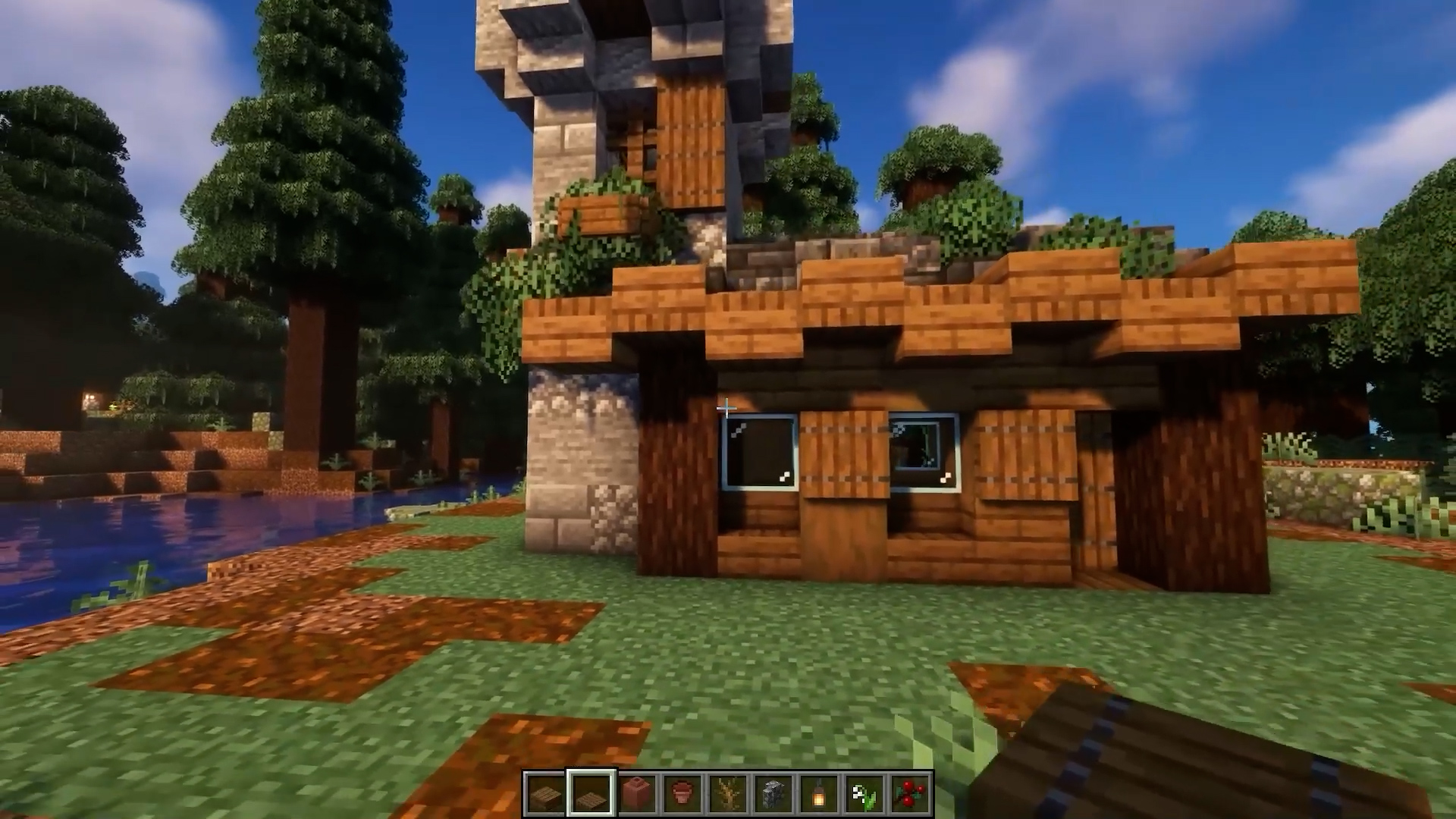 Small starter castle build for Minecraft survival