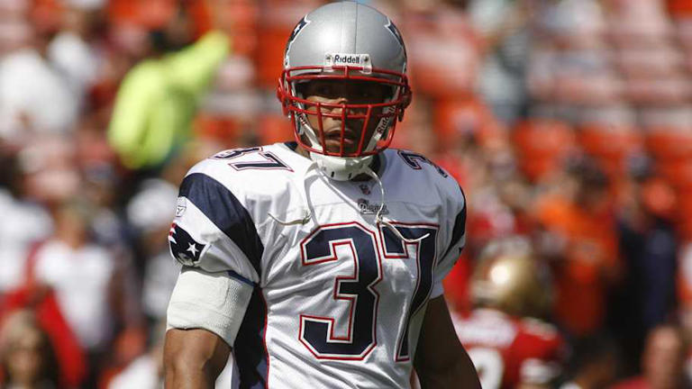 Hogs get first commitment from transfer with NFL Hall of Fame pedigree