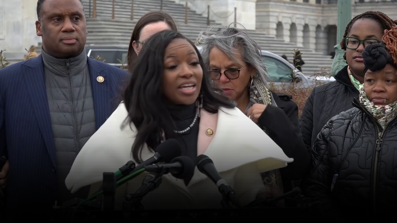 Jasmine Crockett bets big: Says ties to Harris and Abrams are key to ...