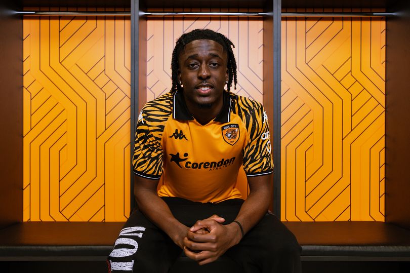Hull City confirm transfer deal for ex-Leeds United youngster as ...