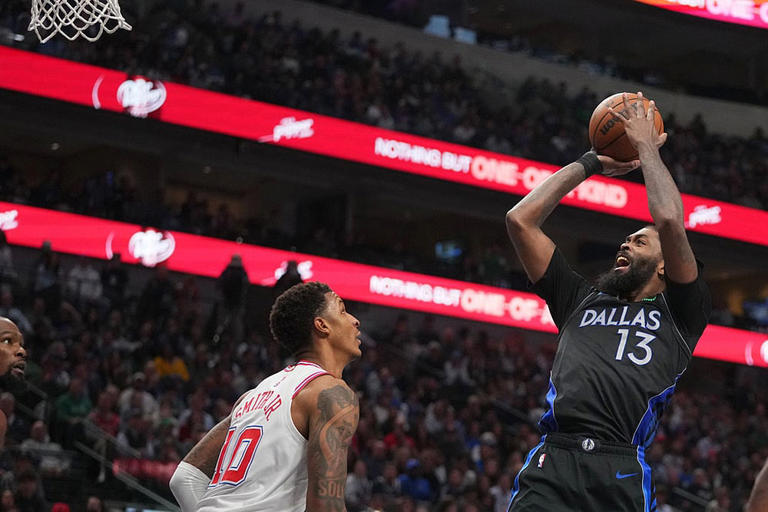 NBA: Anthony Davis leads Dallas Mavericks to 110-104 win over Houston ...