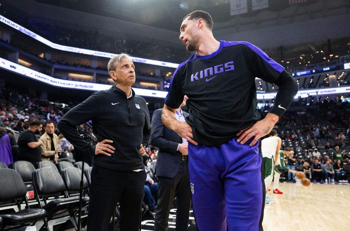 Kings vs. Bucks: LaVine trade rumors, Raynaud injury news, keys to the game