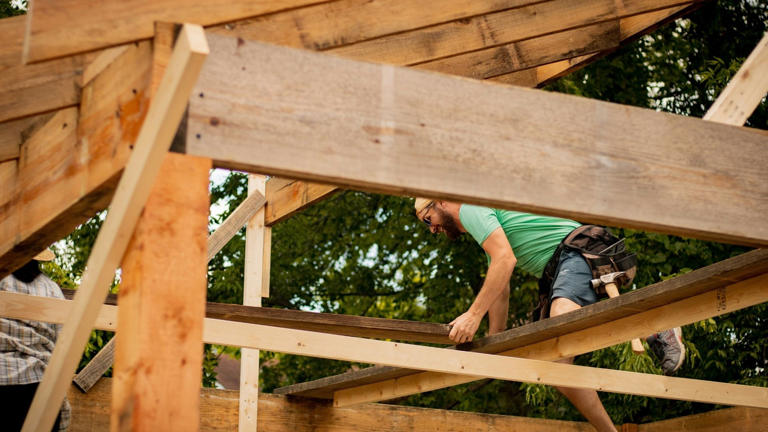 Construction supplier collapses as Trump’s tariffs trigger 14.5% lumber ...