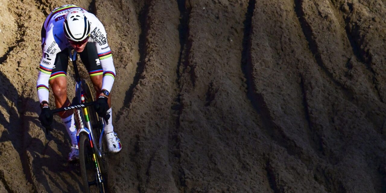 Mathieu van der Poel toont suprematie in sneeuw van Wereldbeker Zonhoven
