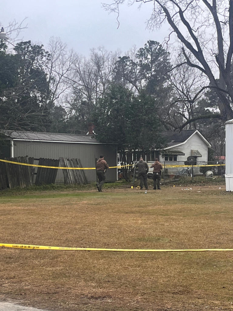 Update: 1 dead, 2 injured after shooting in Hampton Co.