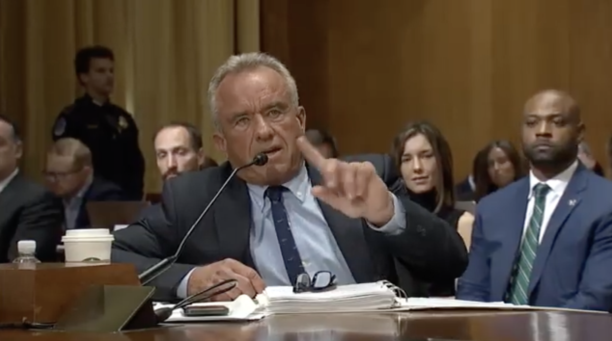 'You are dishonest!': Secretary RFK Jr. wags his finger at female ...