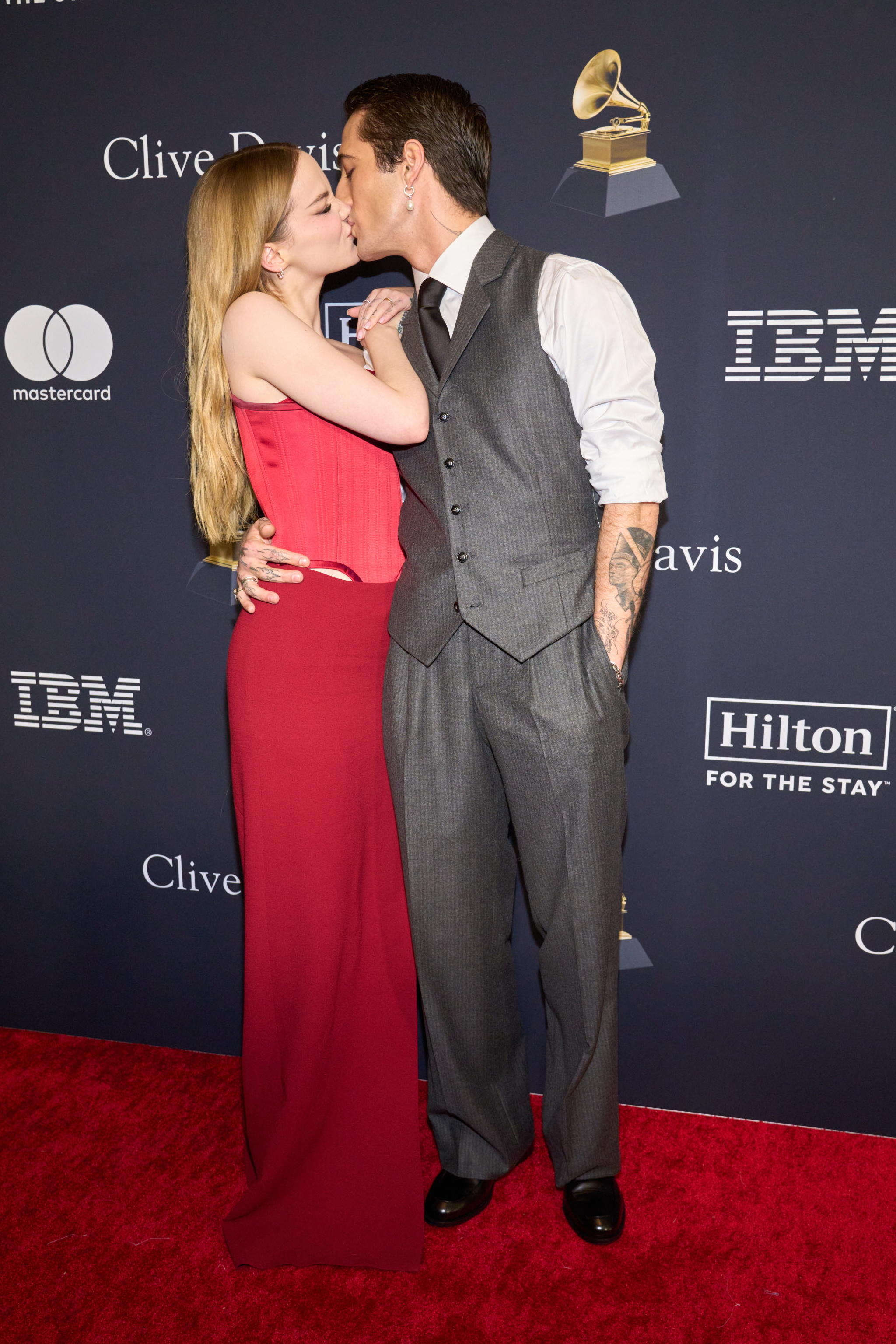 Anello di fidanzamento di Damiano David per Dove Cameron