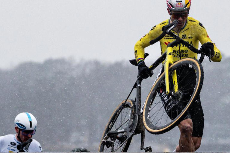 Wout Van Aert souffrirait d'une blessure plus compliquée que prévu, sa ...