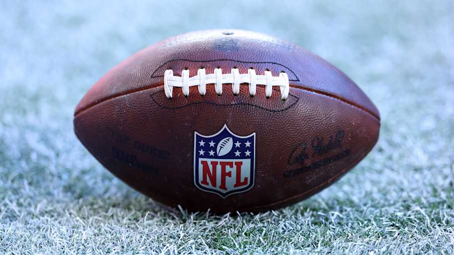 NFL Week 18 regular season finale: Live updates, scores, playoff ...