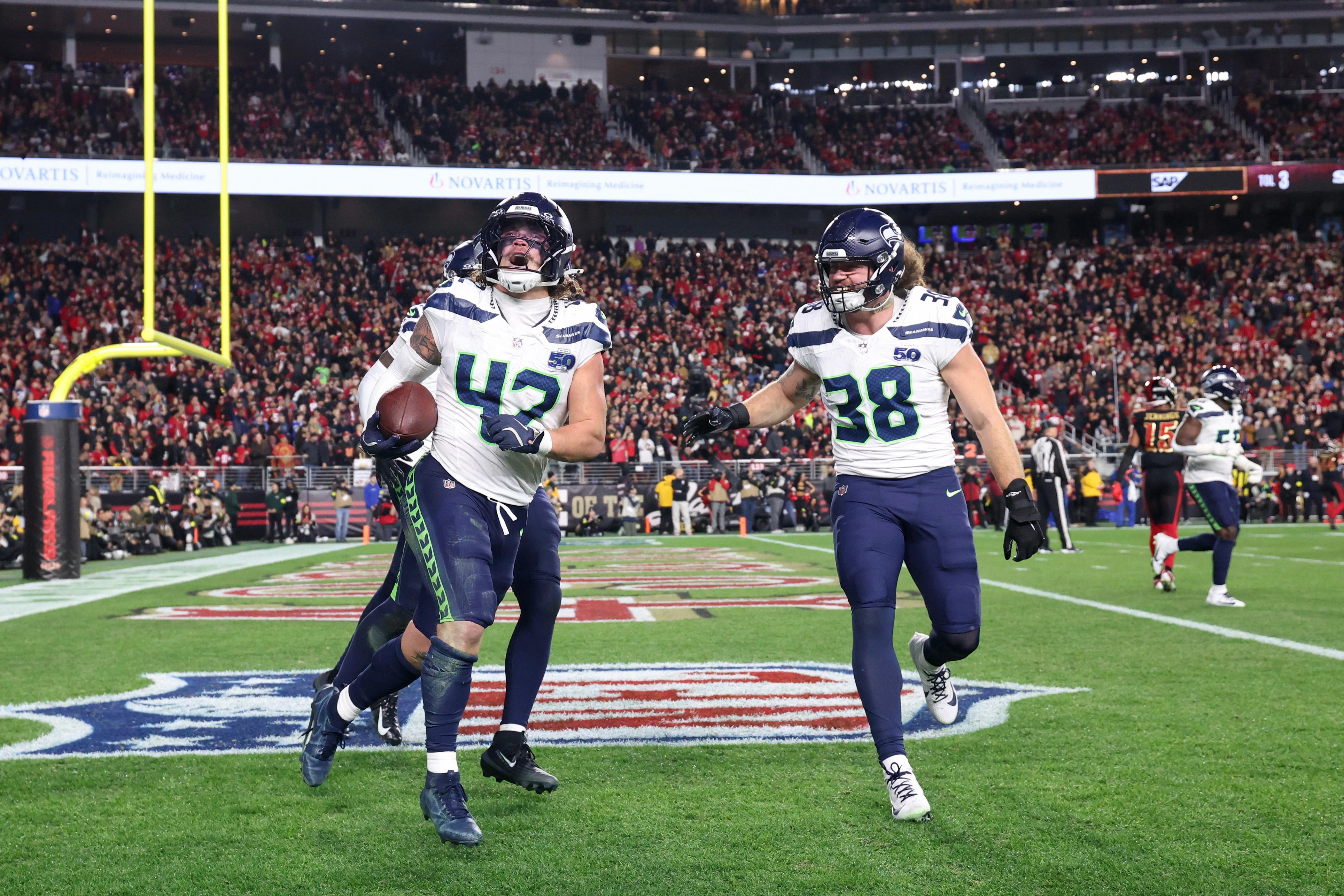Seahawks studs & duds in NFC West-clinching win over 49ers
