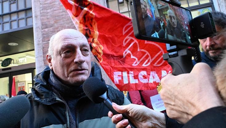 Pam, non tornerà al lavoro il cassiere licenziato col test del carrello