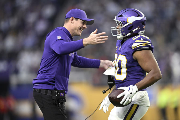 Green Bay Packers at Minnesota Vikings: Second quarter recap and third ...