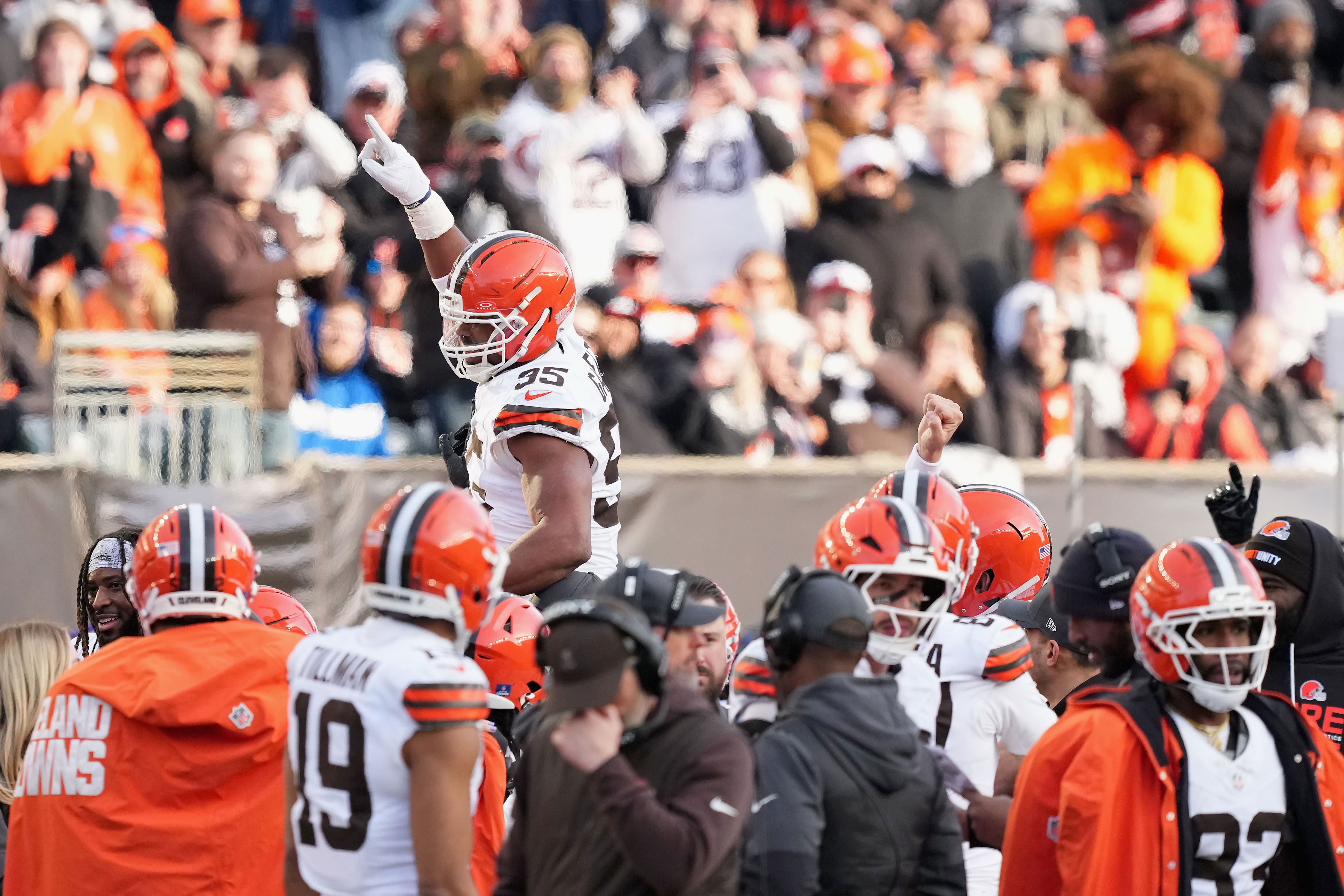 Cleveland Browns vs. Cincinnati Bengals final score: Myles Garrett ...