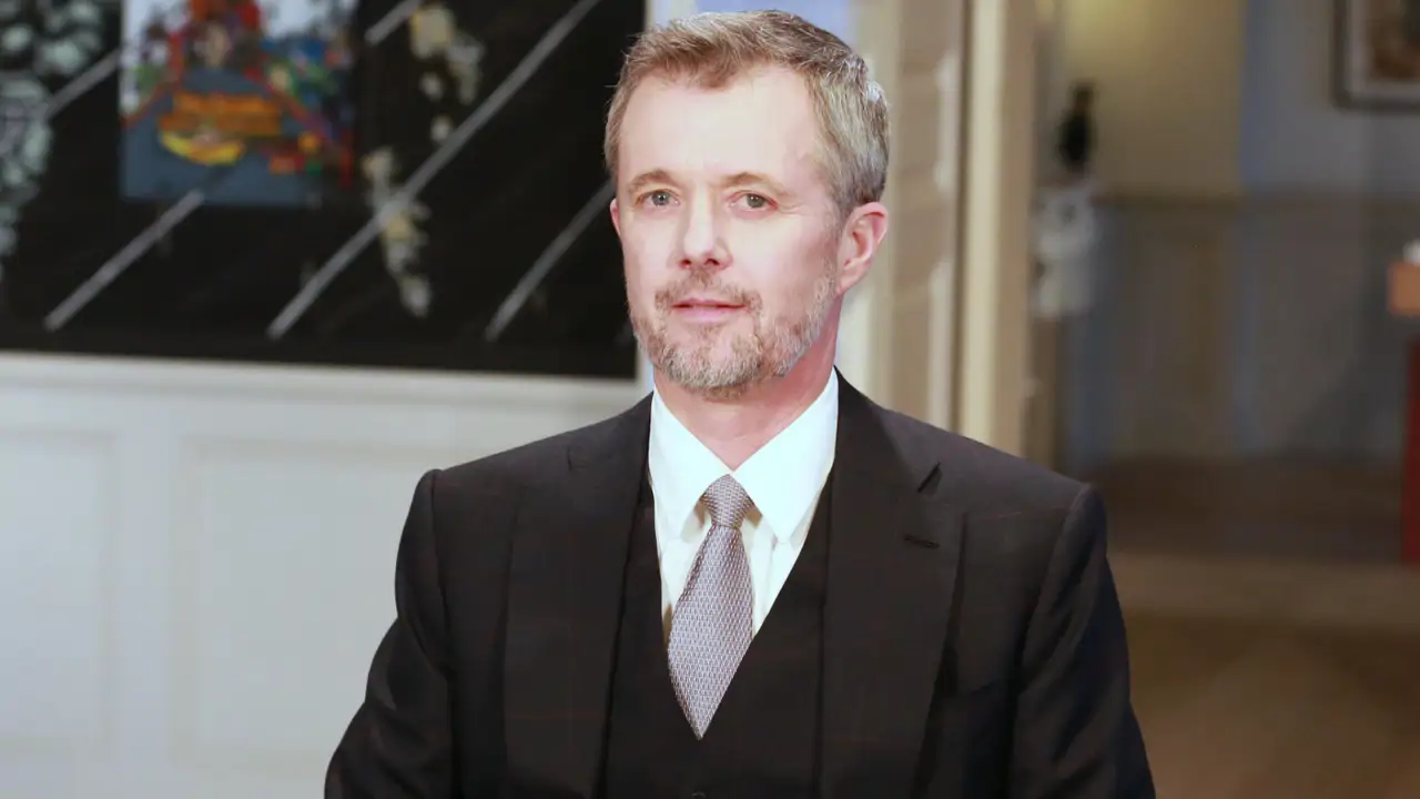 El enfado del pueblo danés por el altísimo sueldo del hermano el rey ...