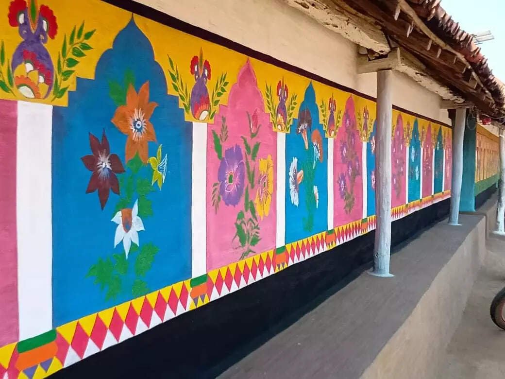 Sundargarh village women in Odisha impose fine on liquor sellers, drinkers