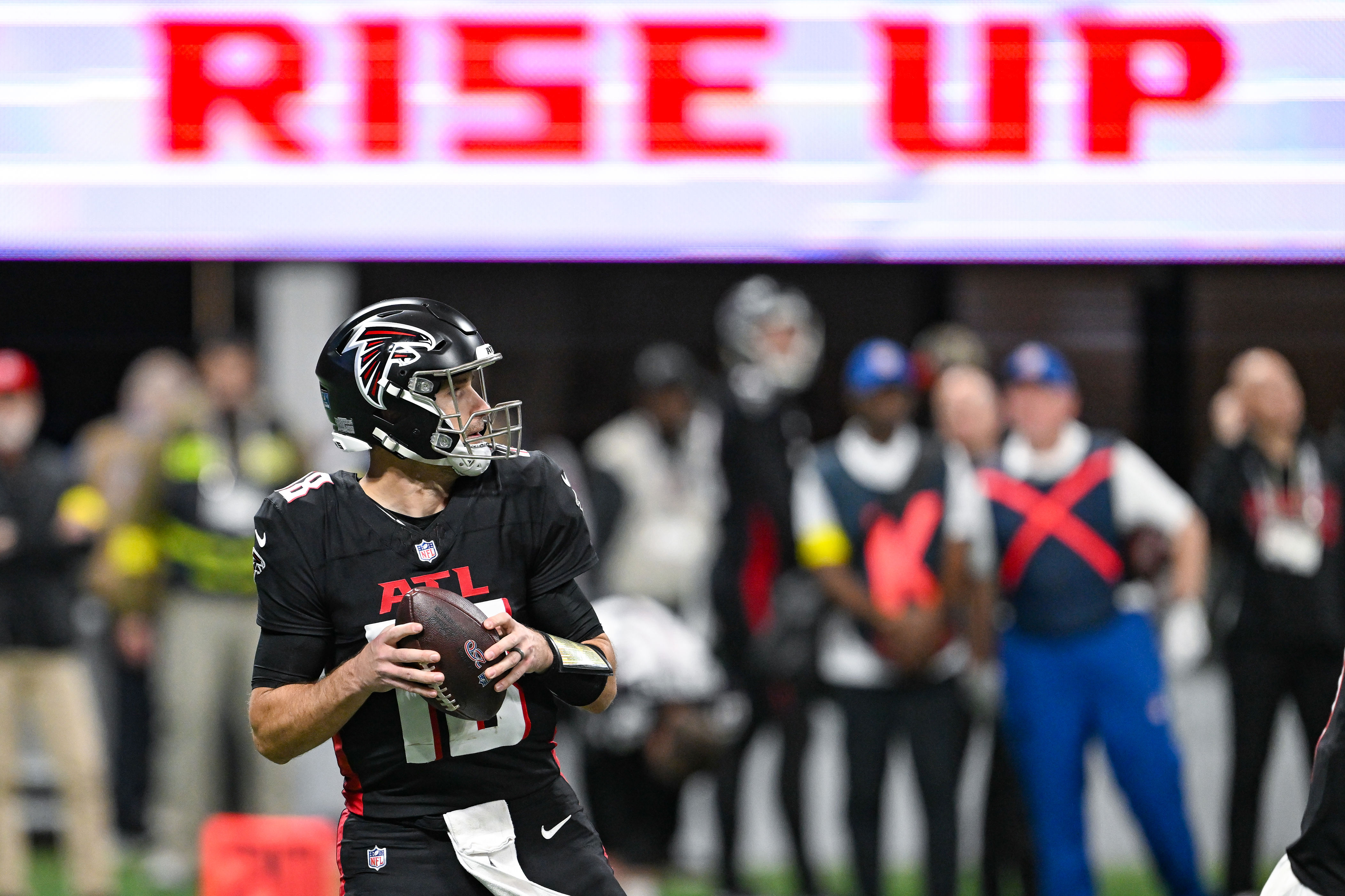 Falcons top Saints 19-17 to send Carolina Panthers to the playoffs