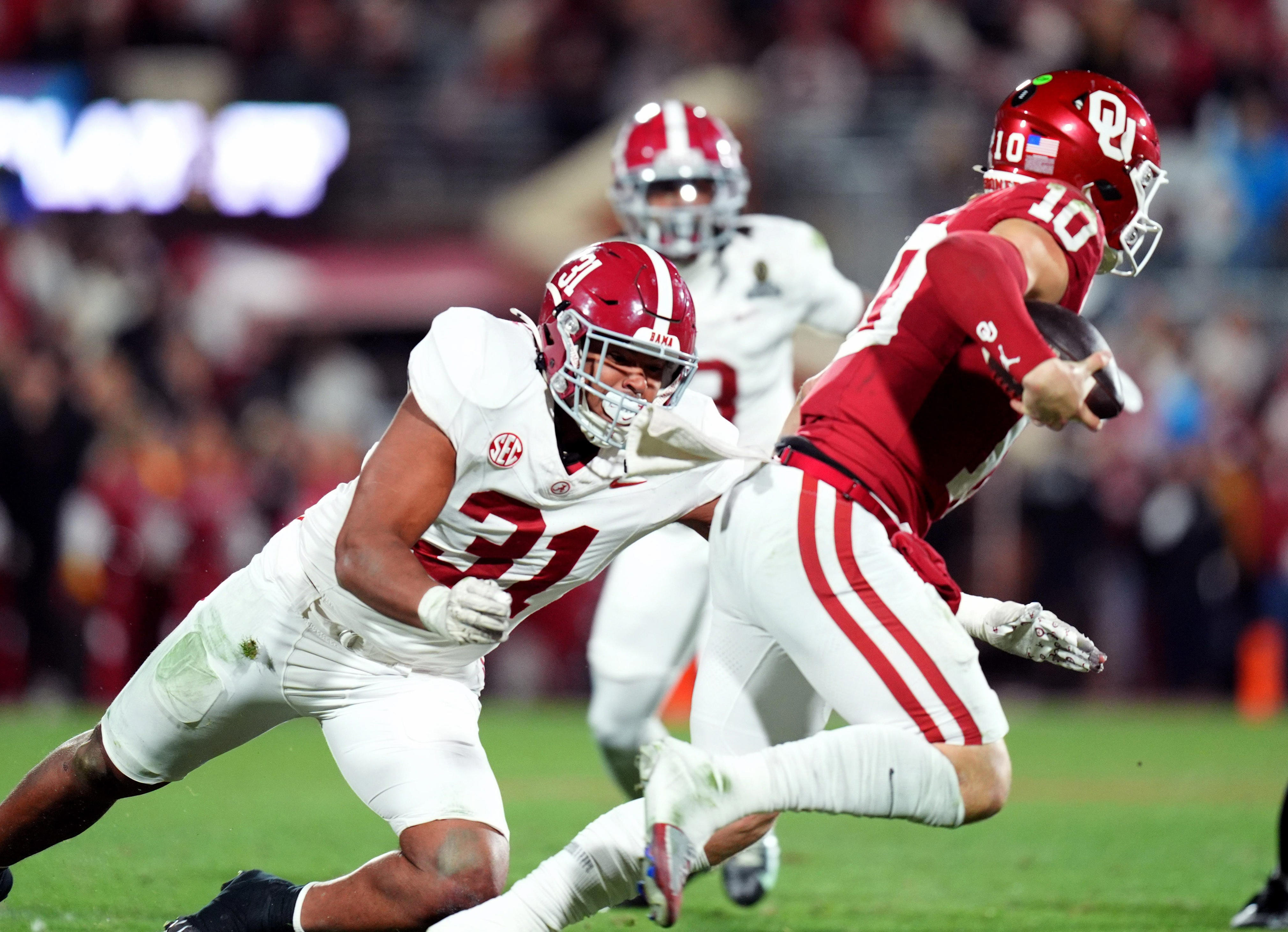 Alabama transfer defensive lineman announces commitment decision