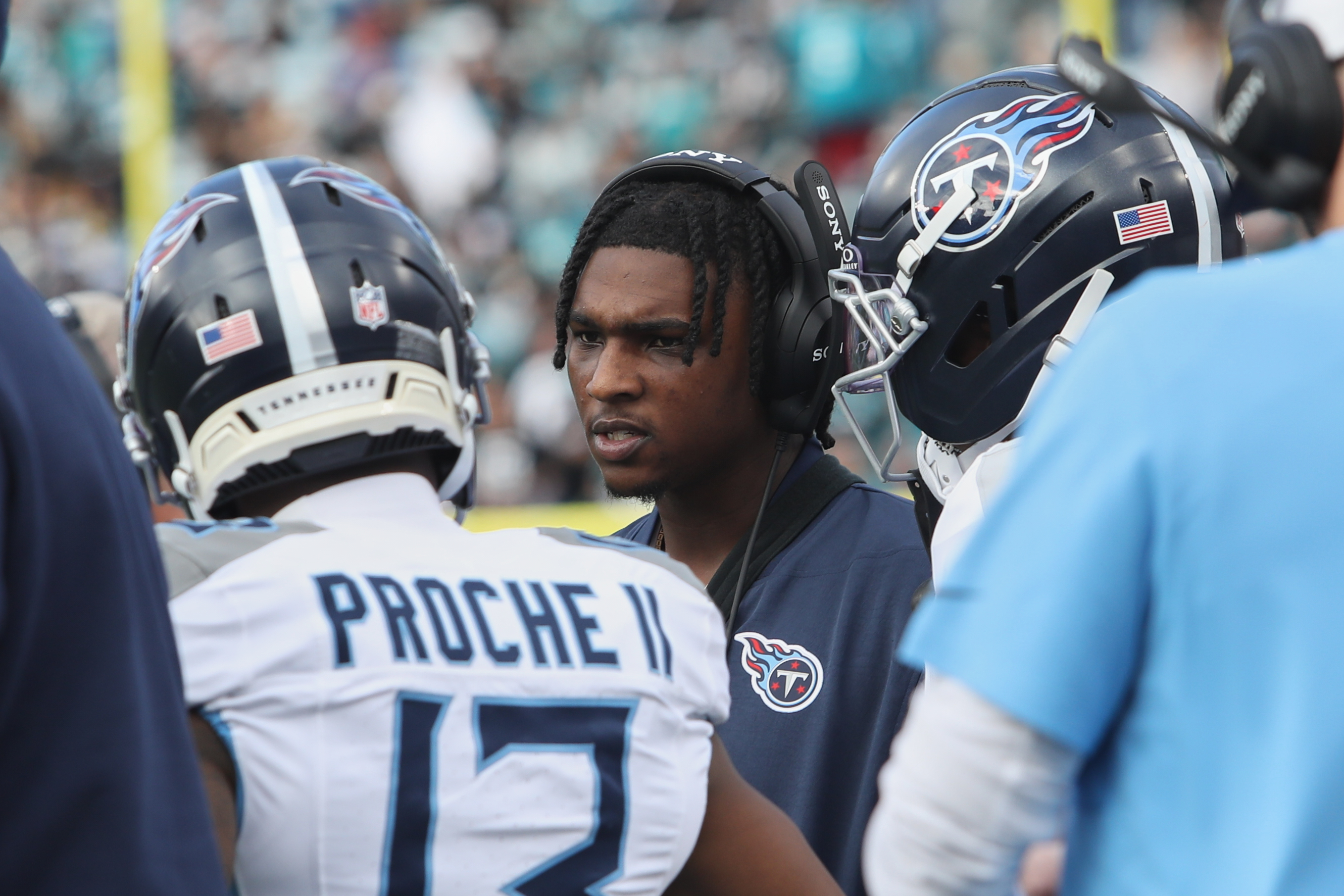 Cam Ward injury update: Titans rookie QB suffered right AC joint sprain