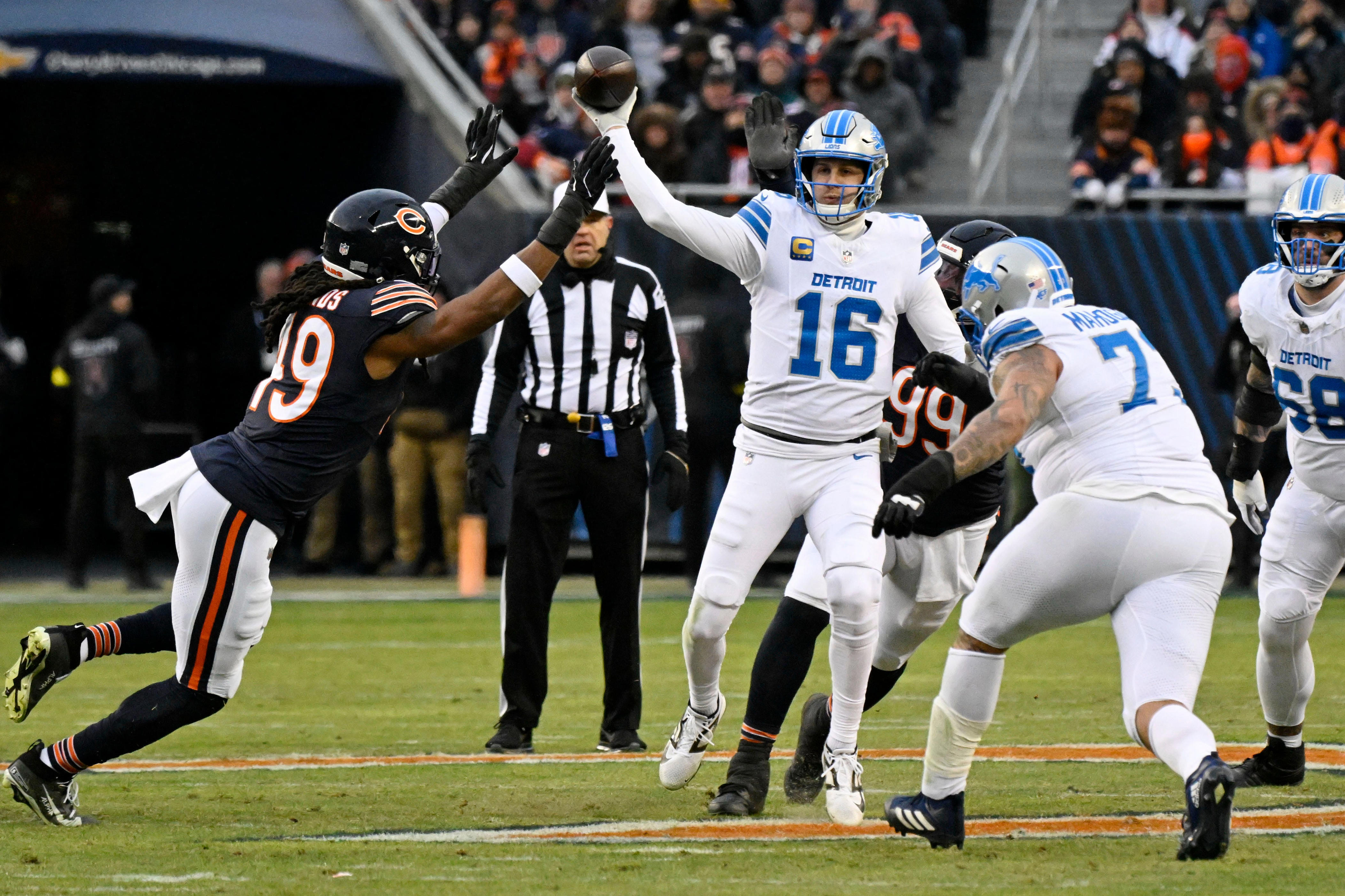 Lions vs Bears score as Jake Bates nails walk-off field goal