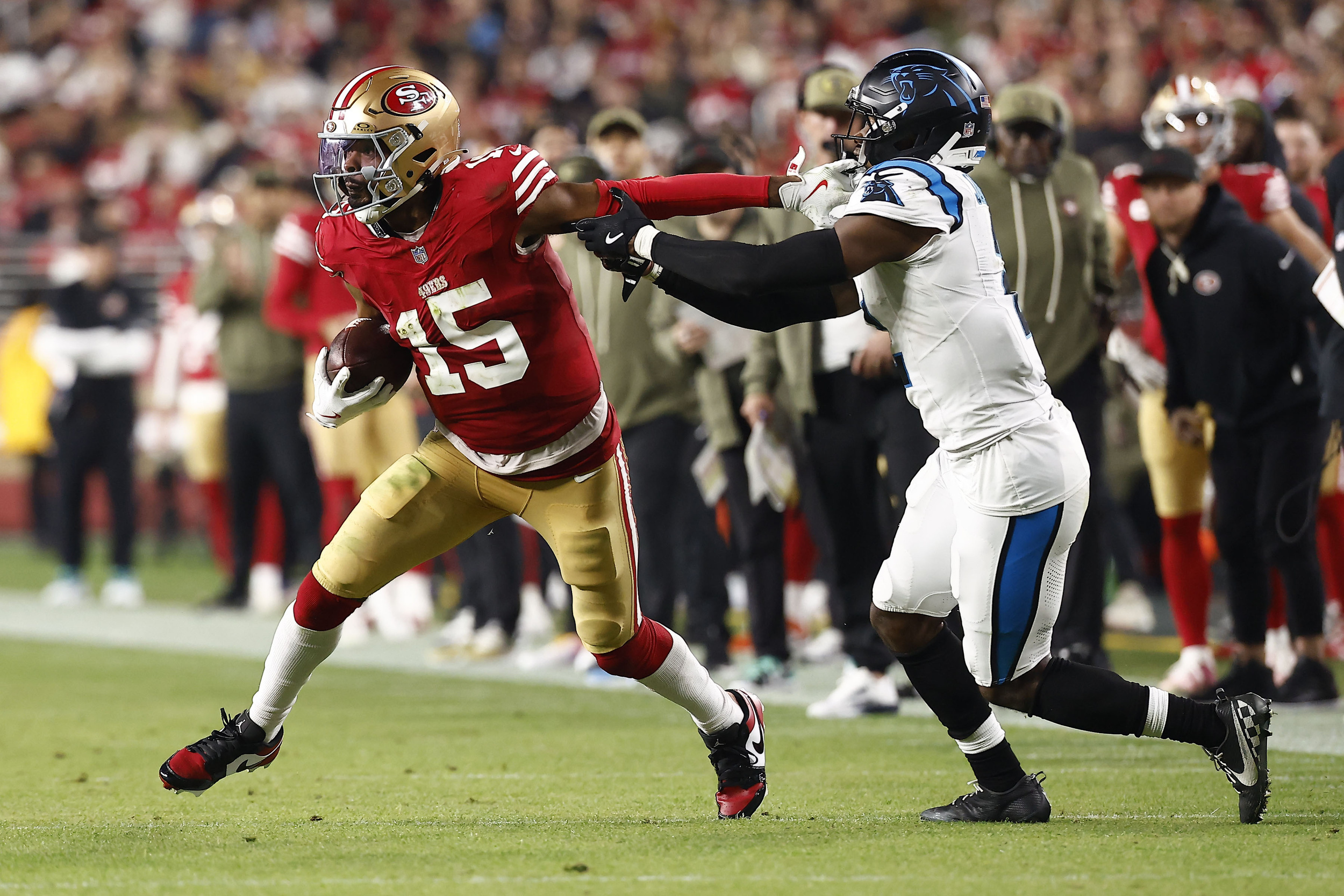 Fight ends 'MNF' game after Panthers player delivered 'cheap shot'