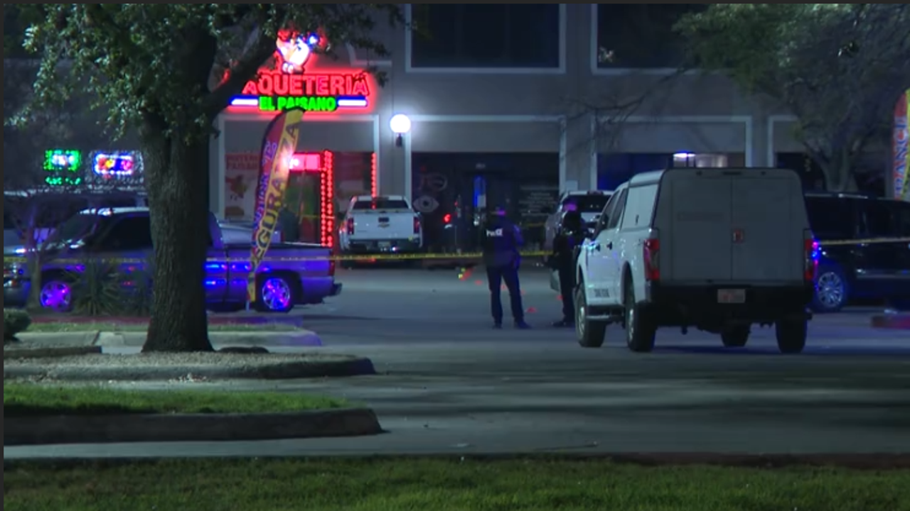 Off-duty deputy dies in Austin bar parking lot shooting