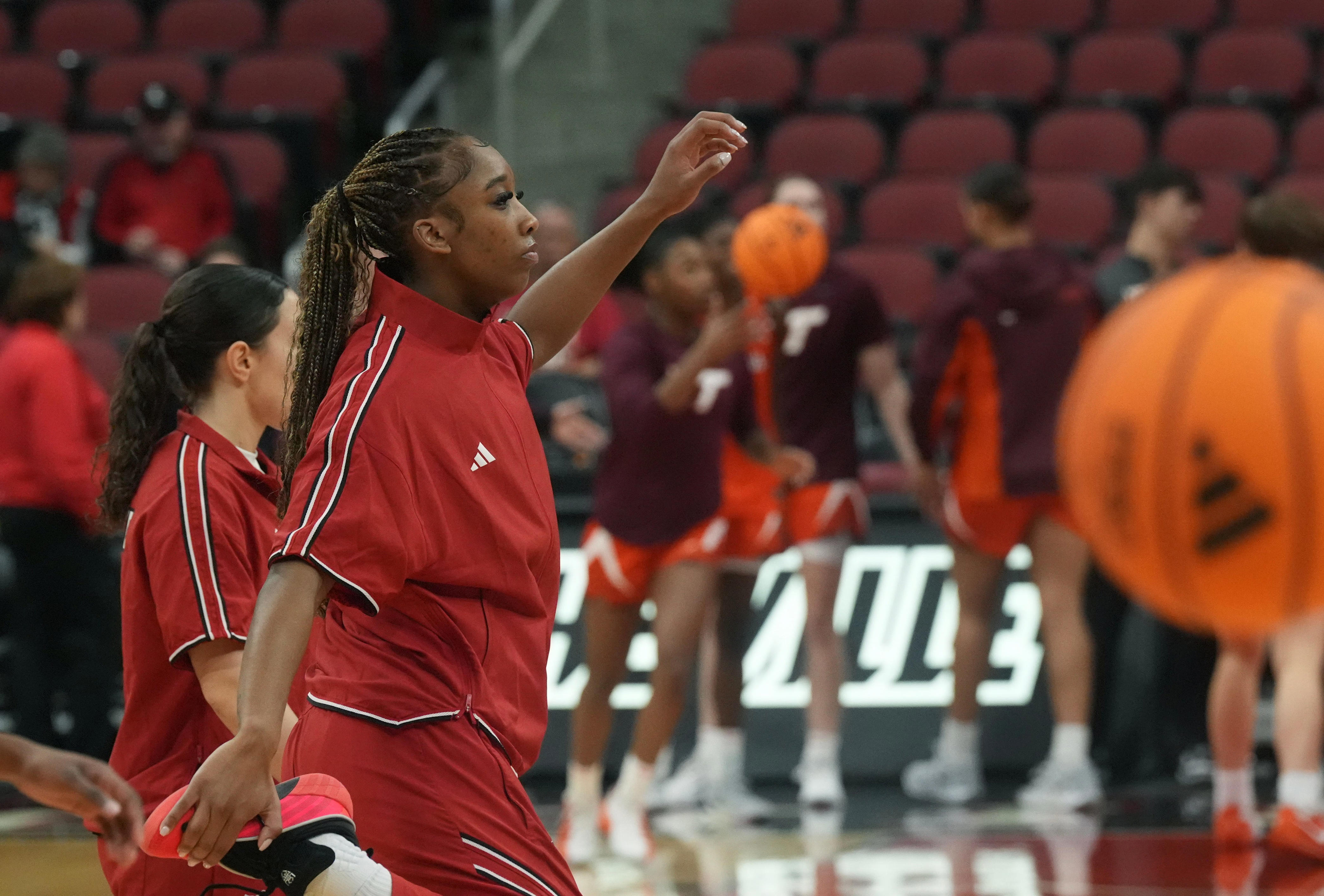 Louisville vs Notre Dame score, UofL women's basketball game updates