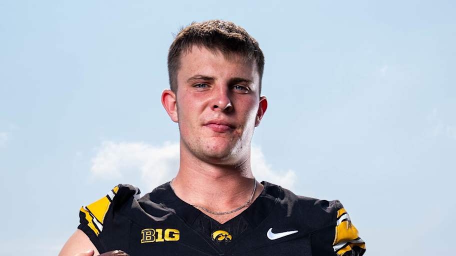 Michigan State lands Iowa punter from transfer portal