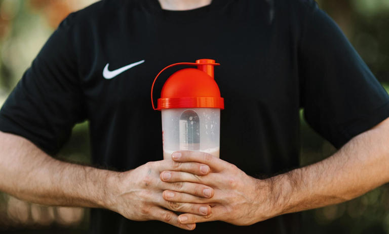 How to make your own homemade Gatorade to replenish electrolytes