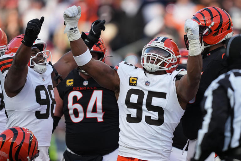 Myles Garrett breaks NFL single-season sack record with 23 and laments ...