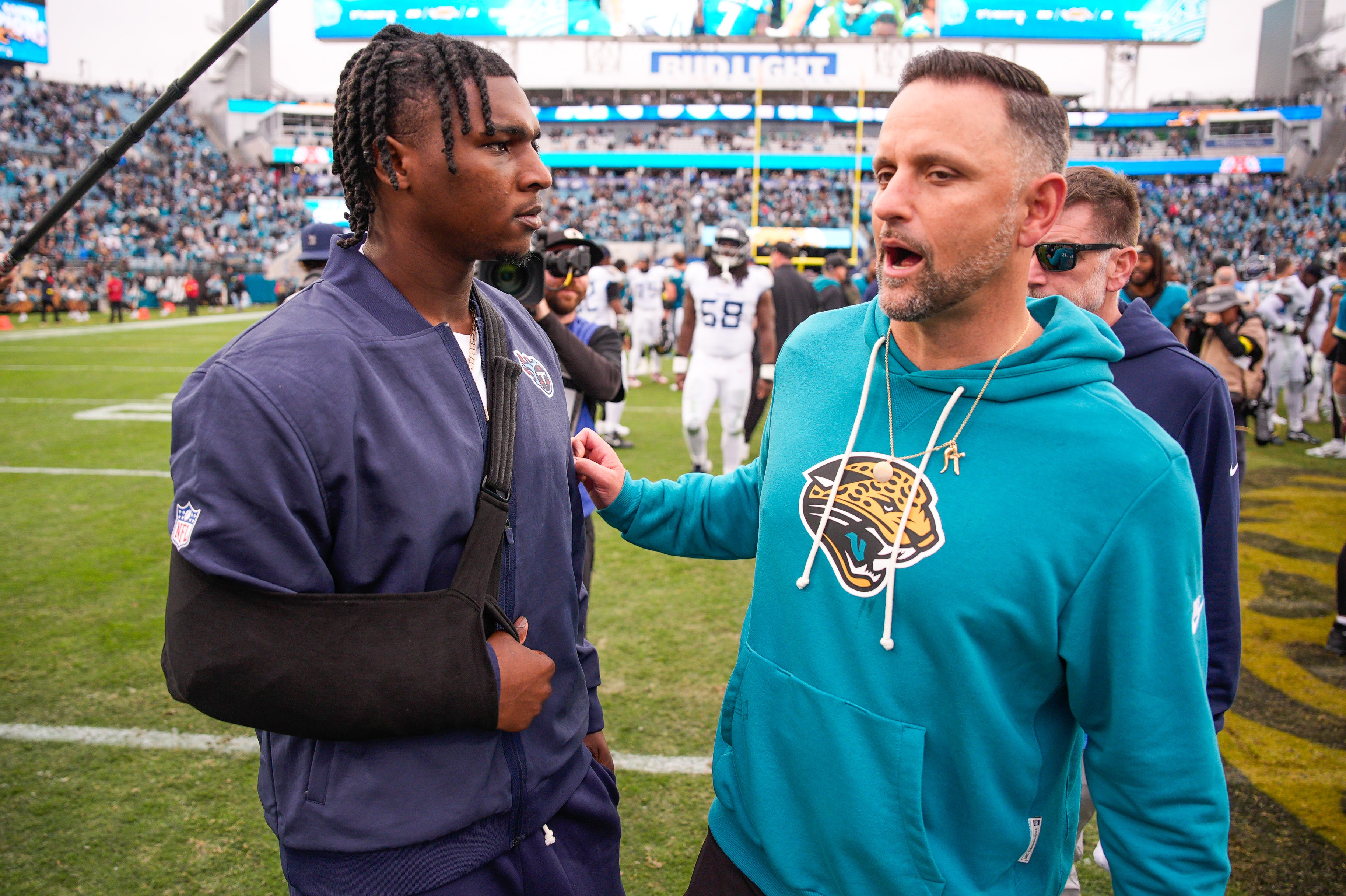 Jaguars' Antonio Johnson's pick-six caps standout third season