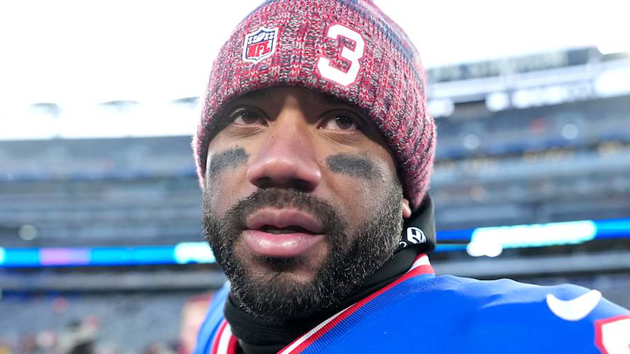 Russell Wilson officially has $10.5 million reasons to regret trusting ...