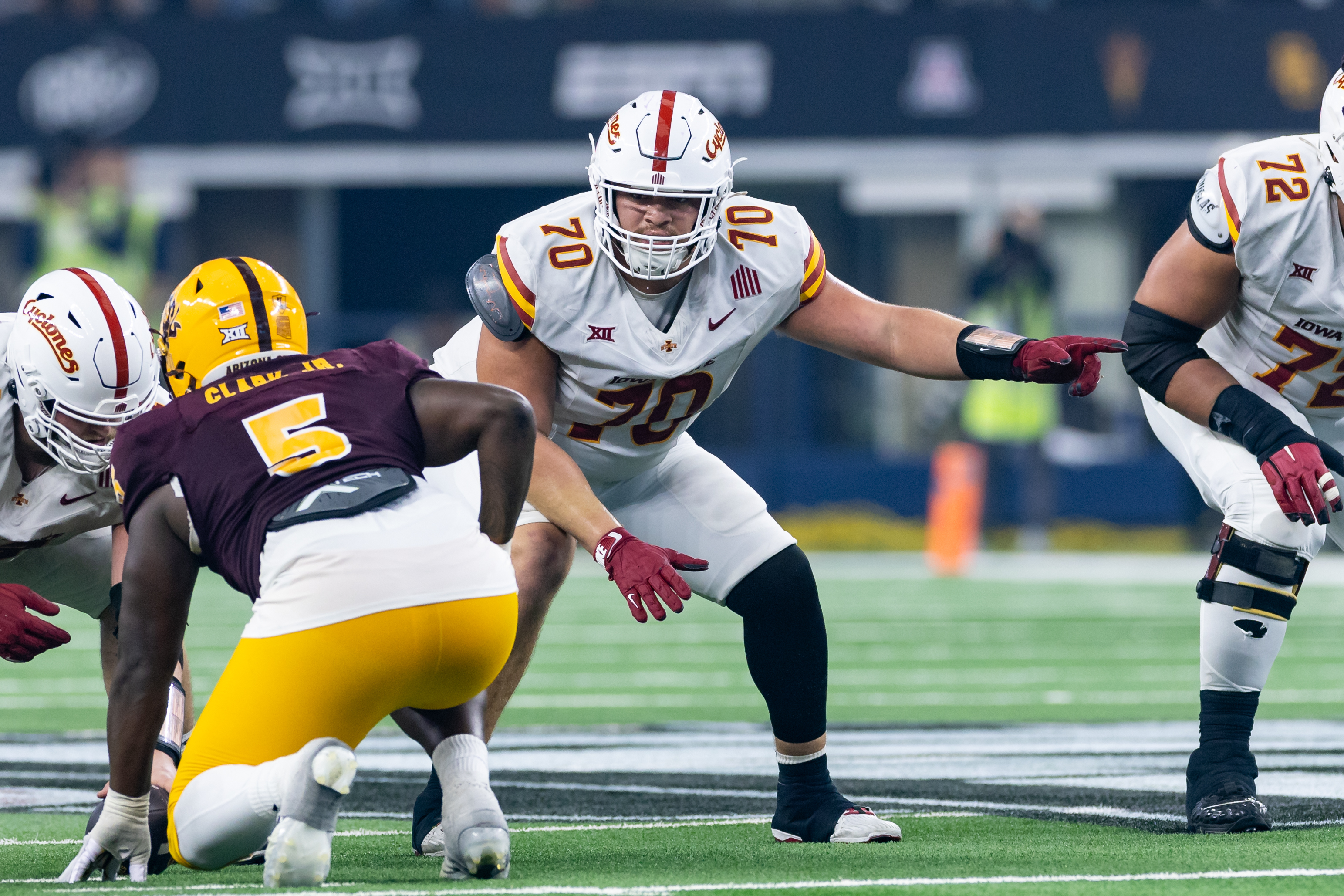 Penn State lands former Iowa State OL Trevor Buhr