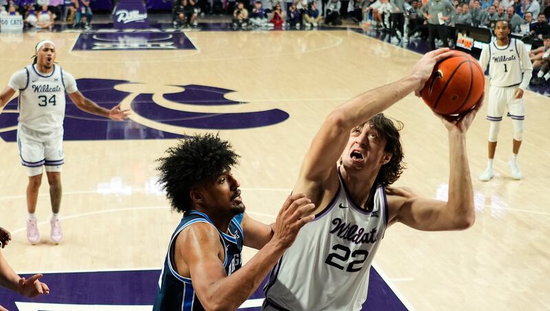Kevin Young defends adding G League pro Abdullah Ahmed to No. 10 ...