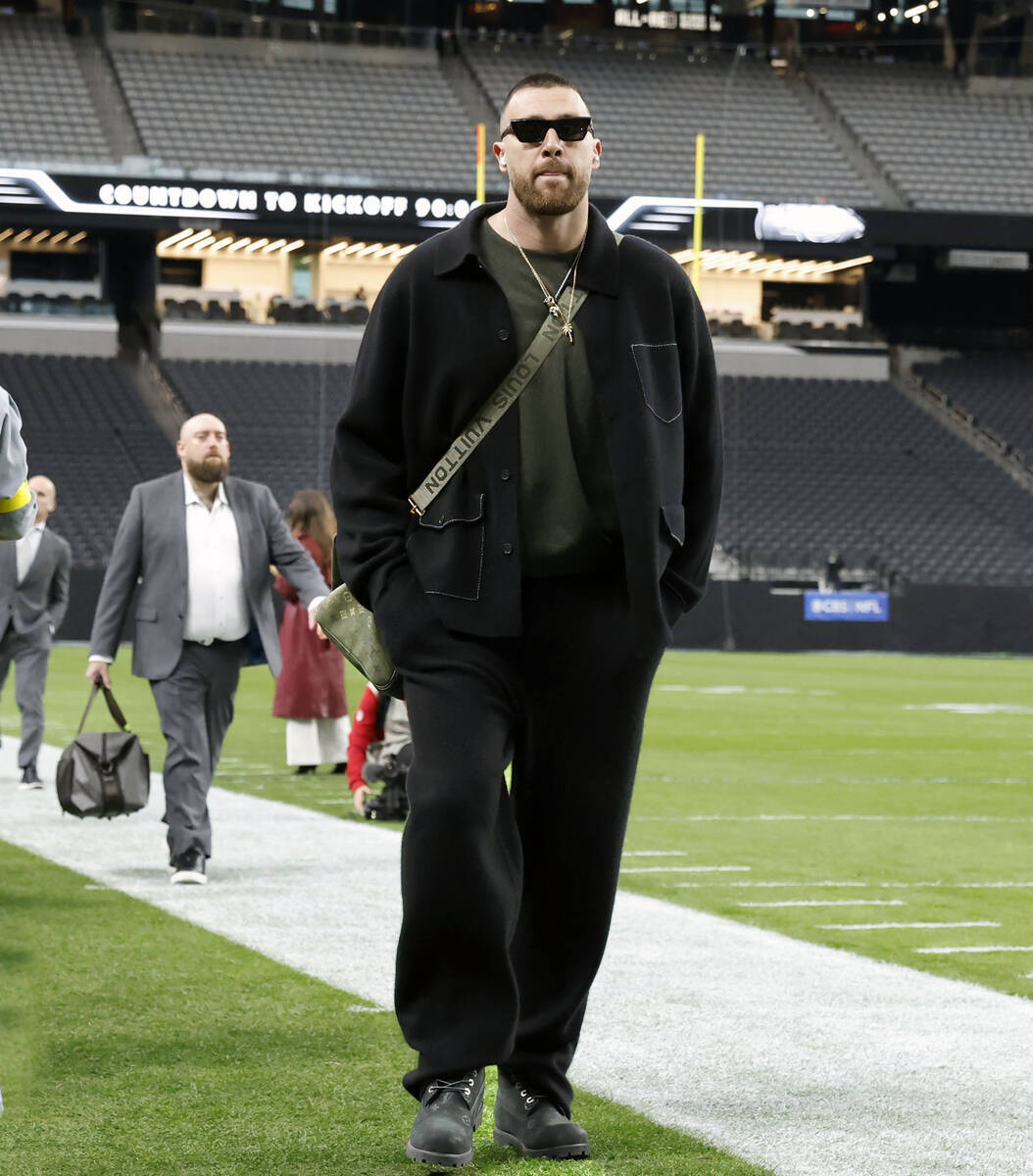 Raiders vs Chiefs live updates, score: Offenses sputter in 1st quarter