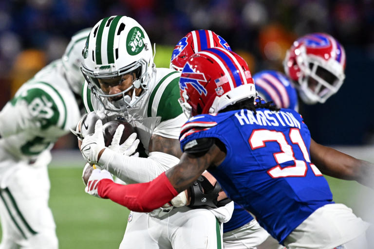 PFF: 5 lowest-graded Jets players on offense during 2025 NFL season