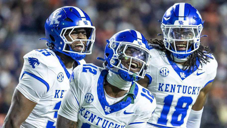 Kentucky's defensive back room is dangerously thin after Cam Dooley exit