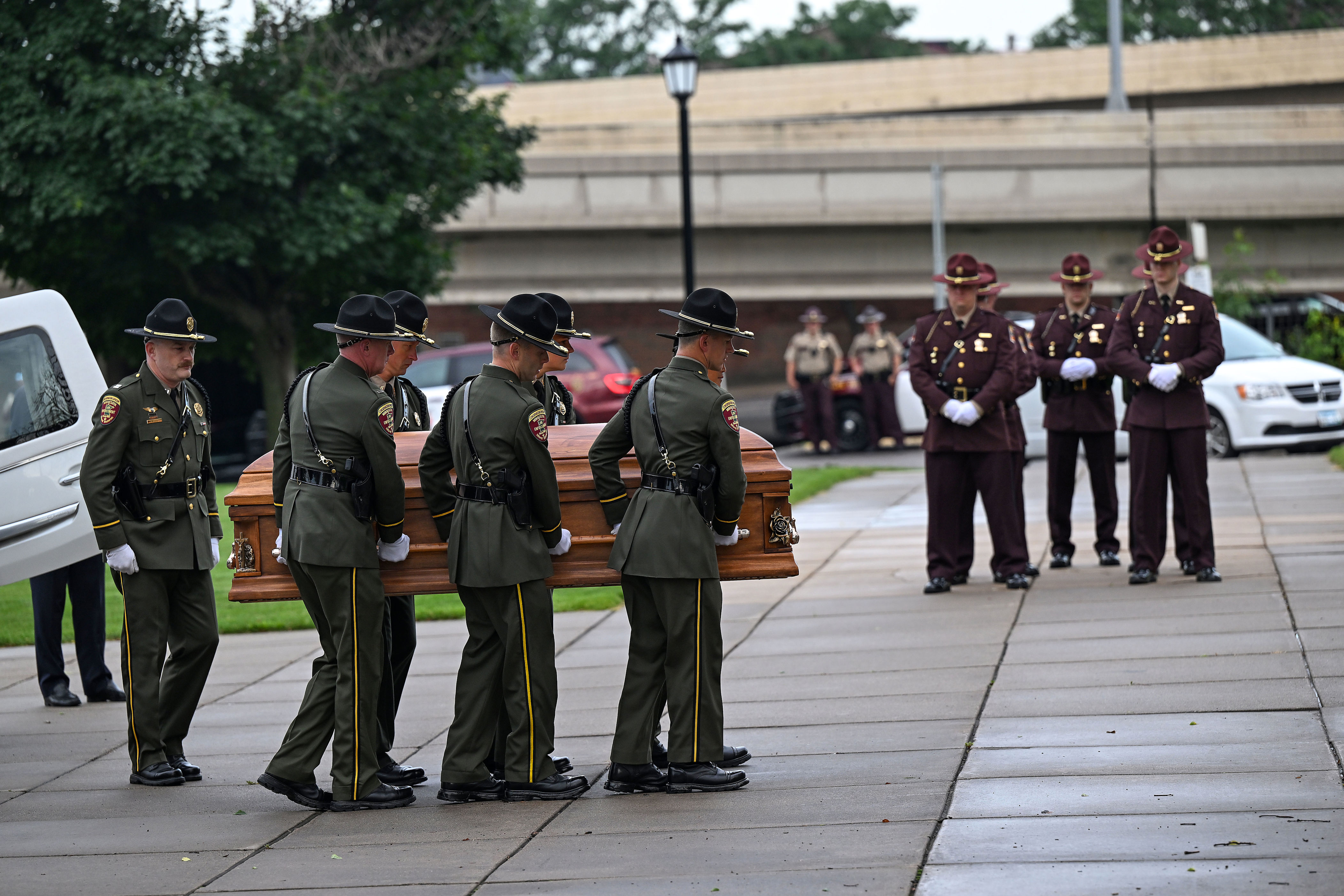 Trump amplifies conspiracies on killing of Minnesota lawmaker
