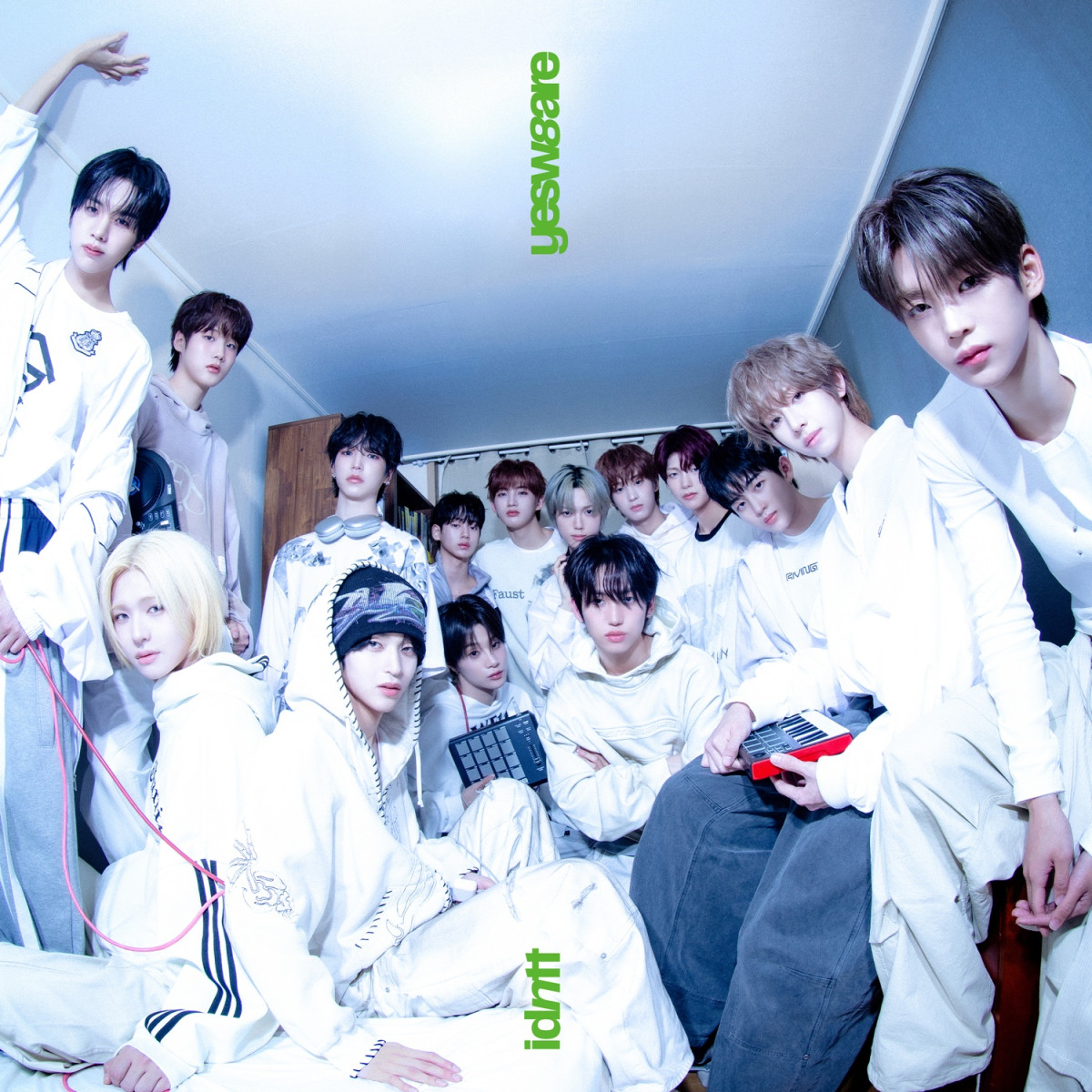 아이덴티티(idntt) 새 유닛, 'yesweare' 발매