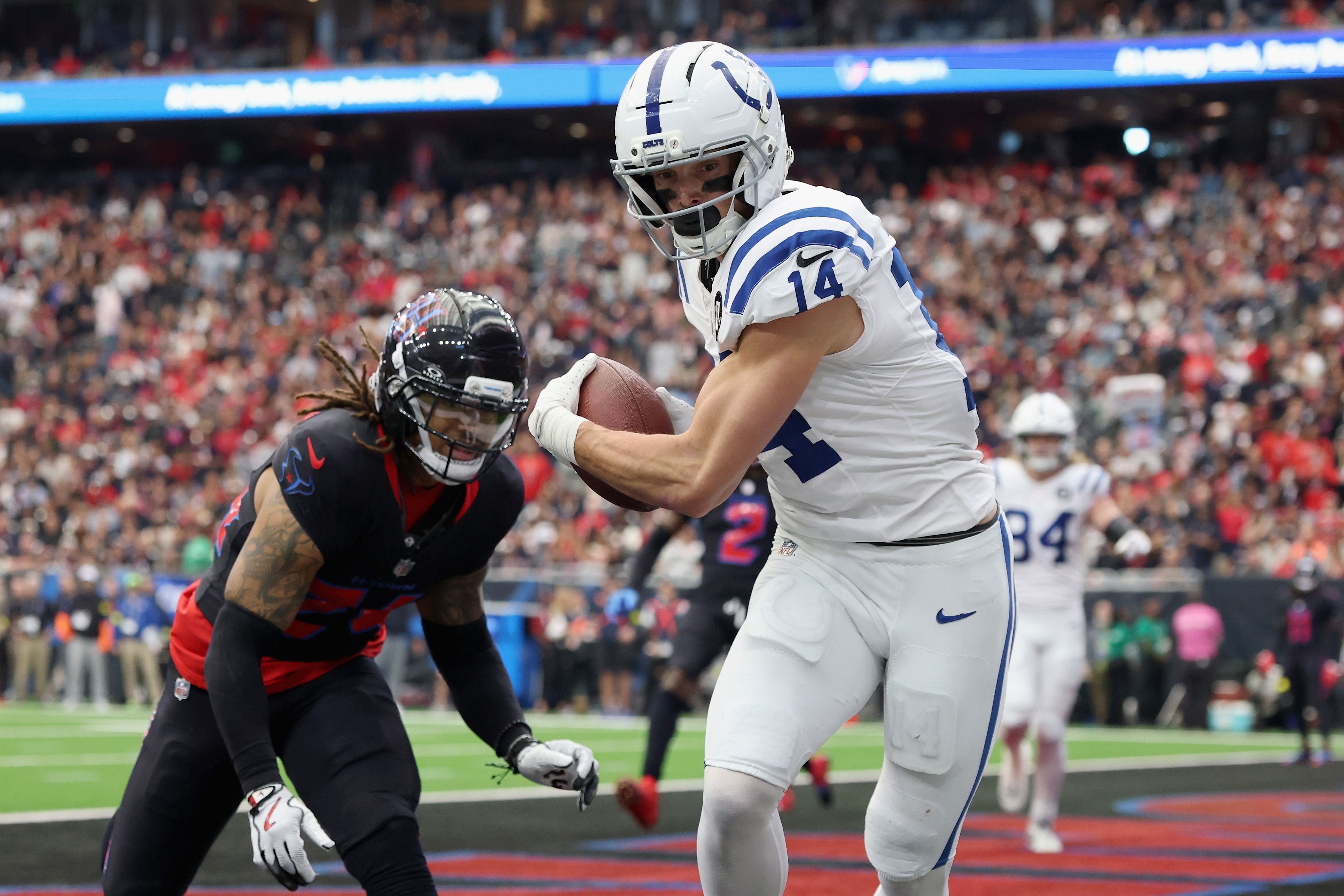 Alec Pierce records first 1000-yard season of his career