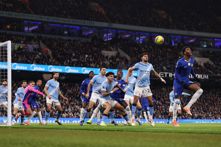Reijnders smashes Man City ahead to break stubborn Chelsea resistance