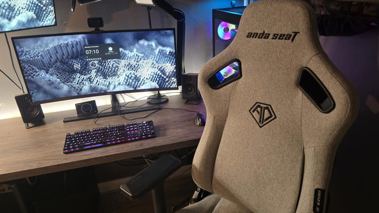 The AndaSeat Kaiser 3E XL might be one of the best value gaming chairs ...