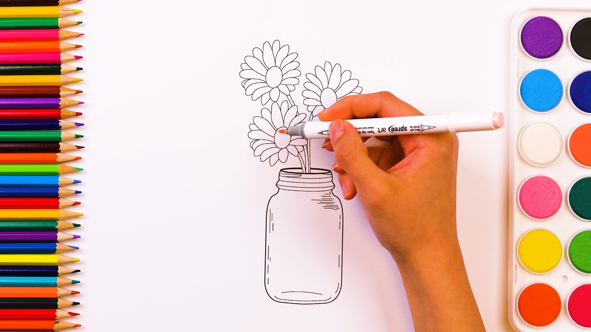 Learn colors through a satisfying video