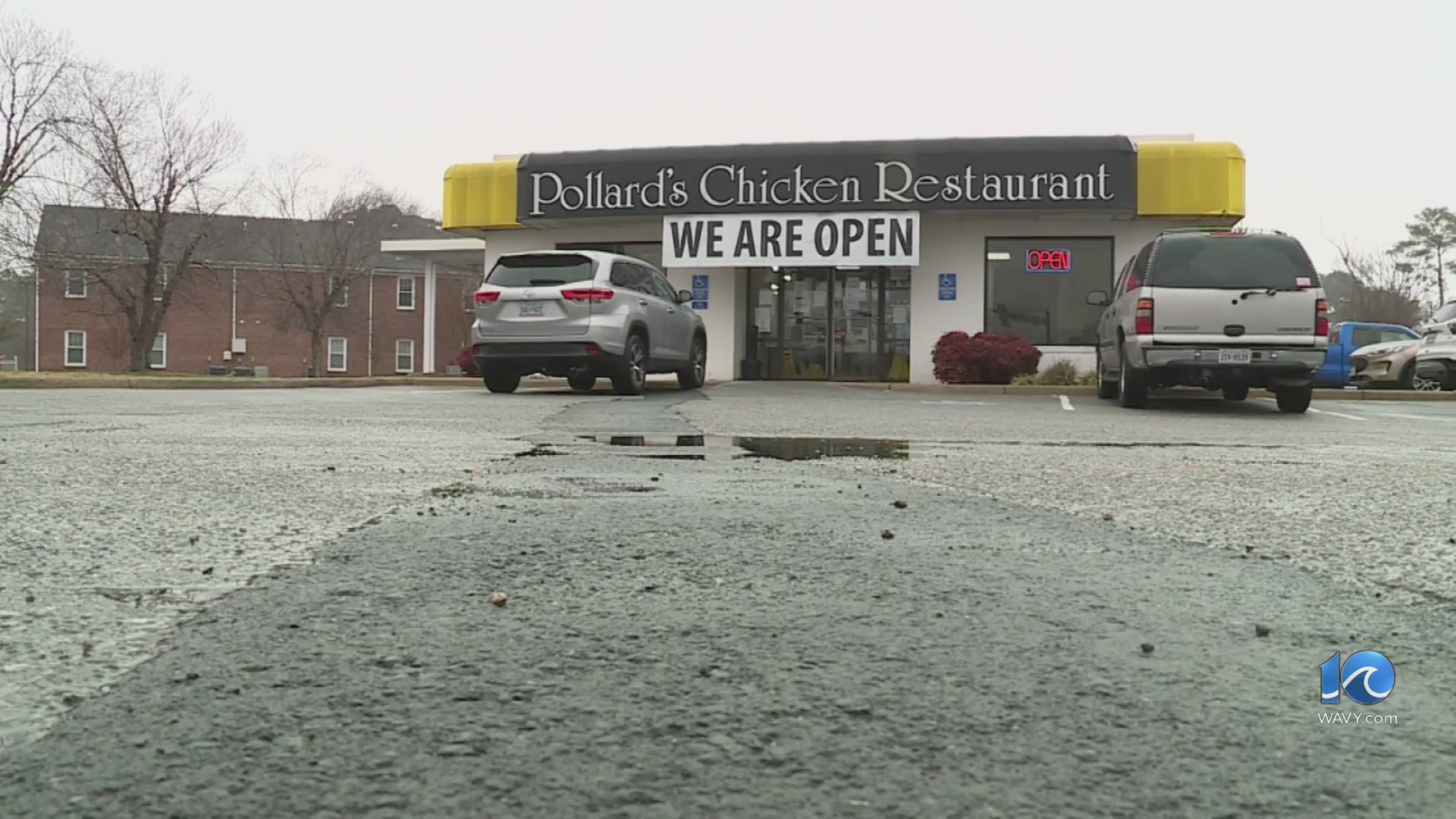 Longtime local chicken restaurants close suddenly