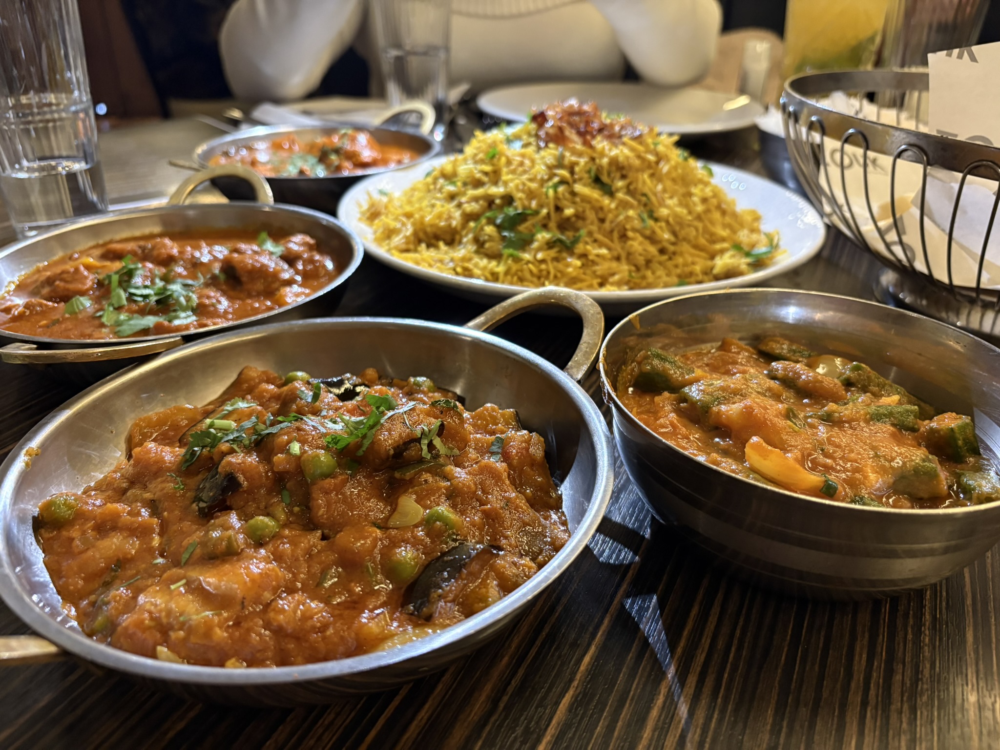 I tried a bottomless curry in Manchester for only £20 - it was delicious