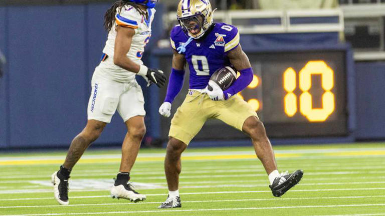 Big Ten transfer cornerback locks in UCLA weekend visit