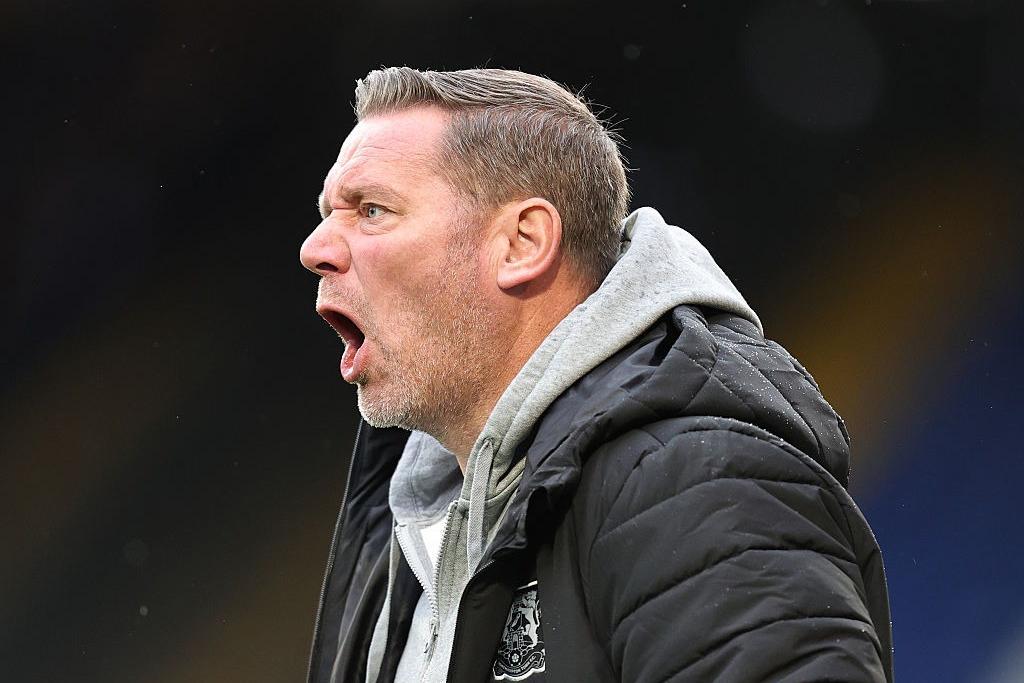 'It stinks' - Nolan 'furious' with EFL over 'ridiculous' treatment of ...