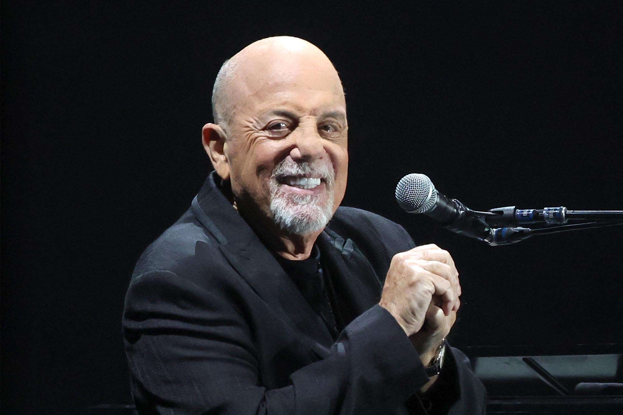 Billy Joel surprises fans with first performance since brain disorder ...