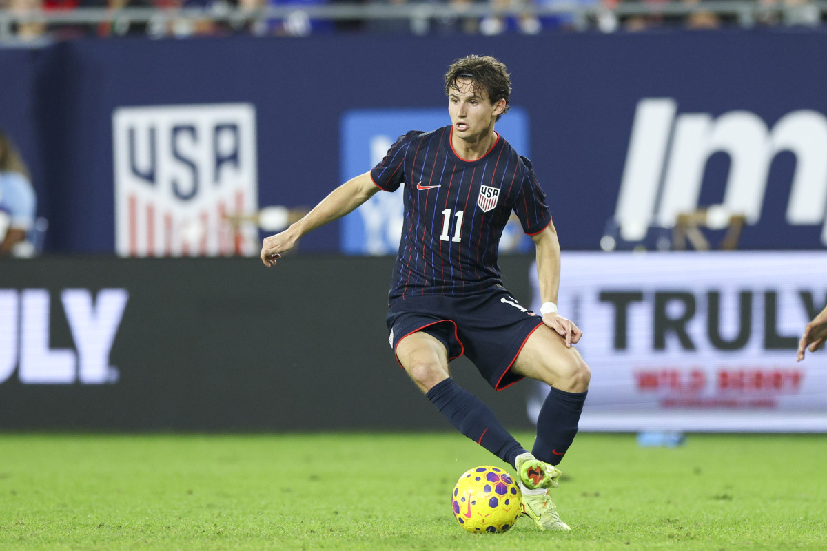 Brenden Aaronson’s Leeds form boosts his USMNT World Cup chances