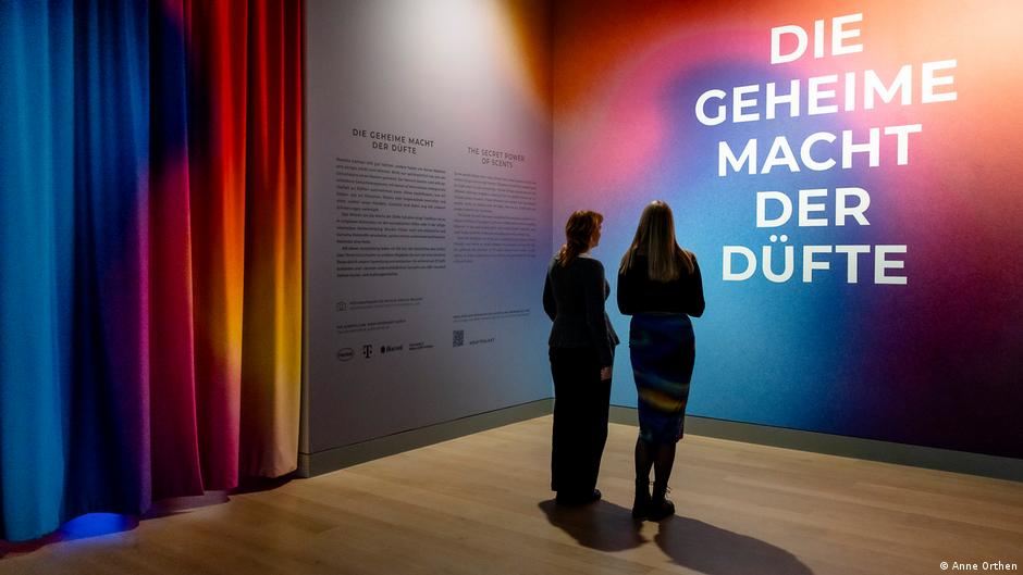 Wąchanie muzeum. „Tajemna moc zapachów” w Düsseldorfie
